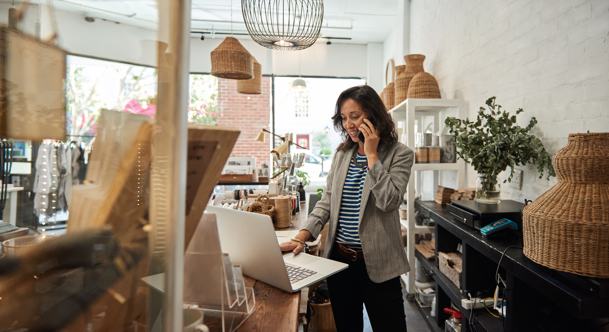 Business Line of Credit for Retail: Fund Inventory | ScotPac